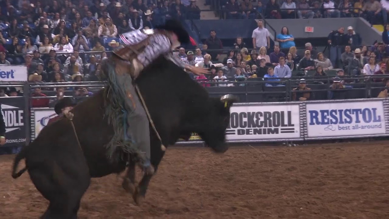Tuff Hedeman Bull Riding Tour - YouTube