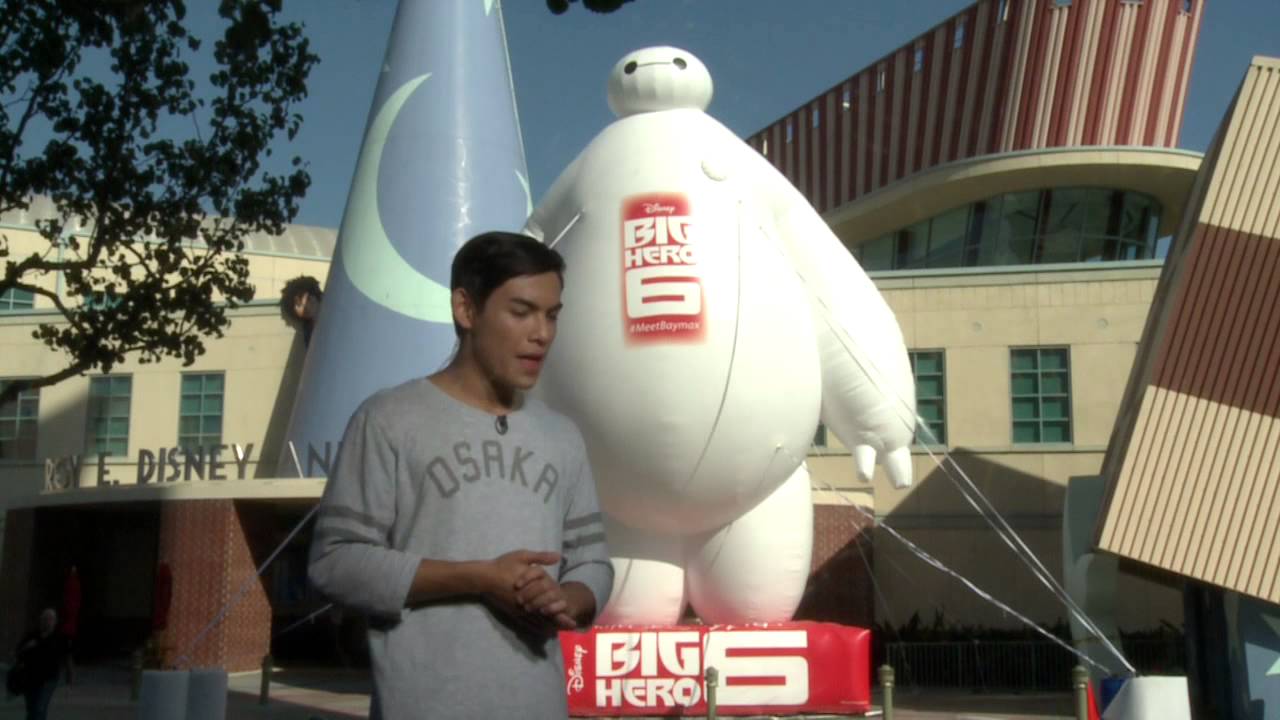 Big Hero 6: Ryan Potter "Hiro Hamada" with Baymax Movie Interview ...