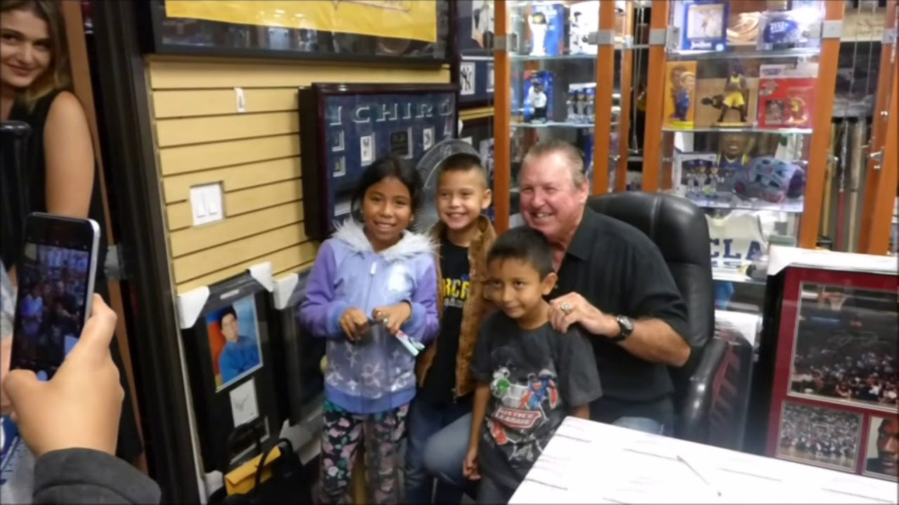 10/10/2017 Mickey Hatcher & Al Ferrara Signing at Ultimate Pastime ...