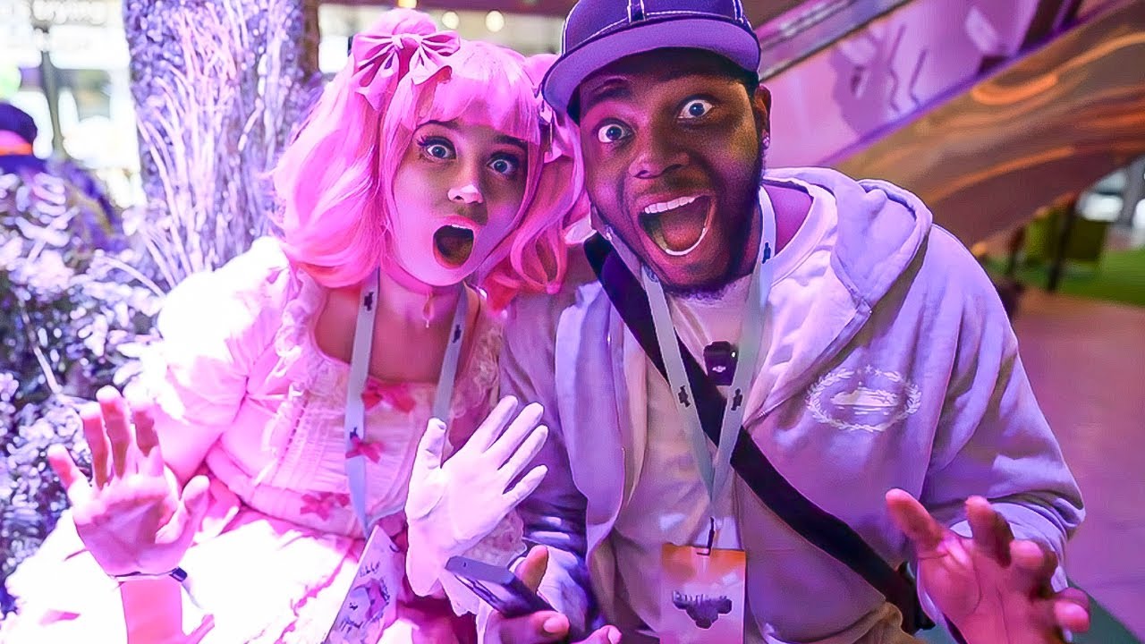 Becoming a VTUBER At TwitchCon 2025! - YouTube