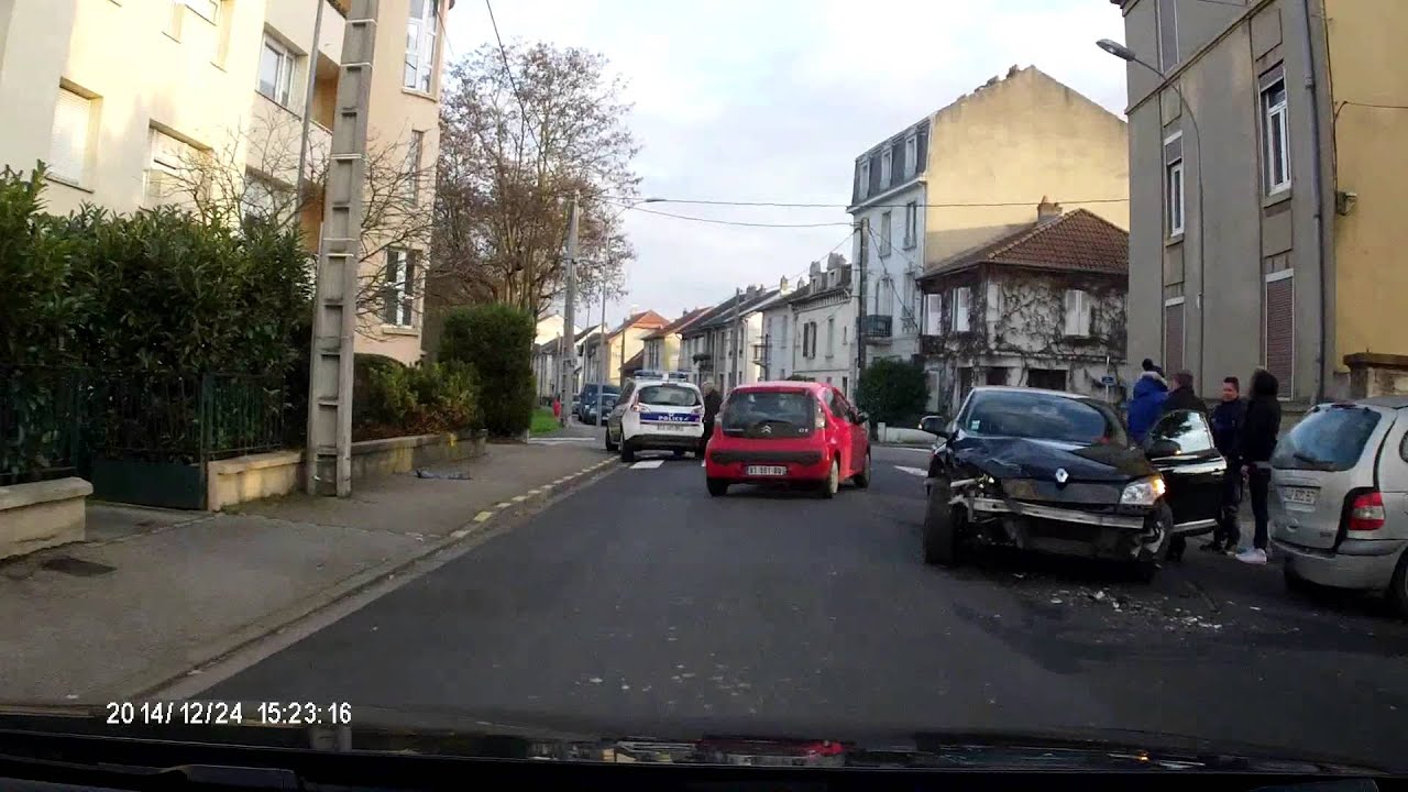 Accident 24/12/2014 Metz French car crash - YouTube