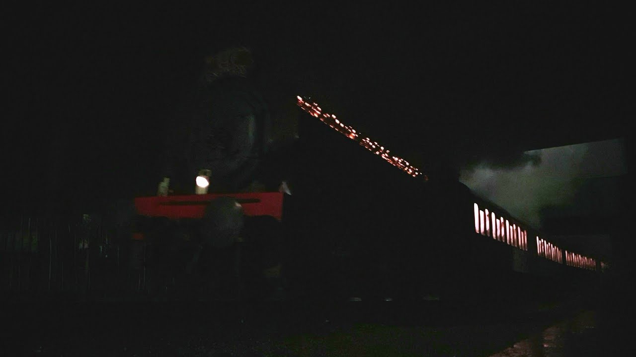 40 'Vulcan' Steams Away With The Last Santa Of The Day! North Tyneside ...
