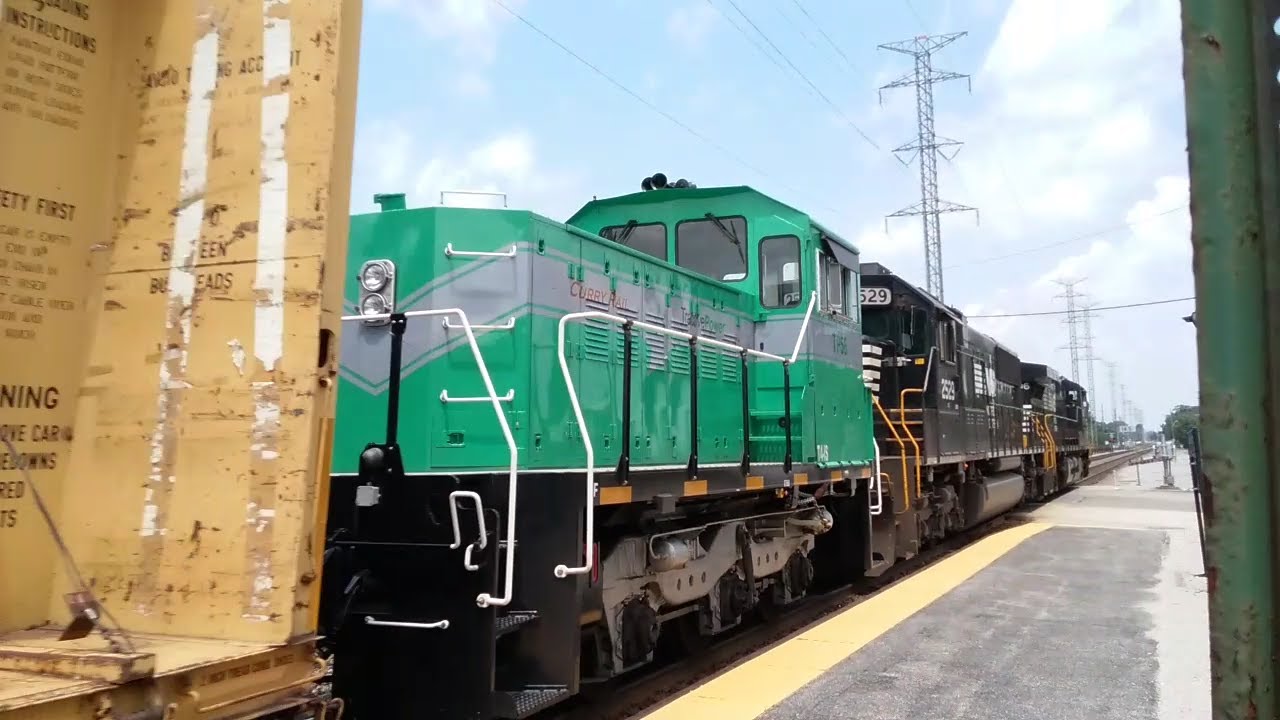 Curry Rail TP56 and NS SD70 trail on CP 281 at Morton Grove - YouTube