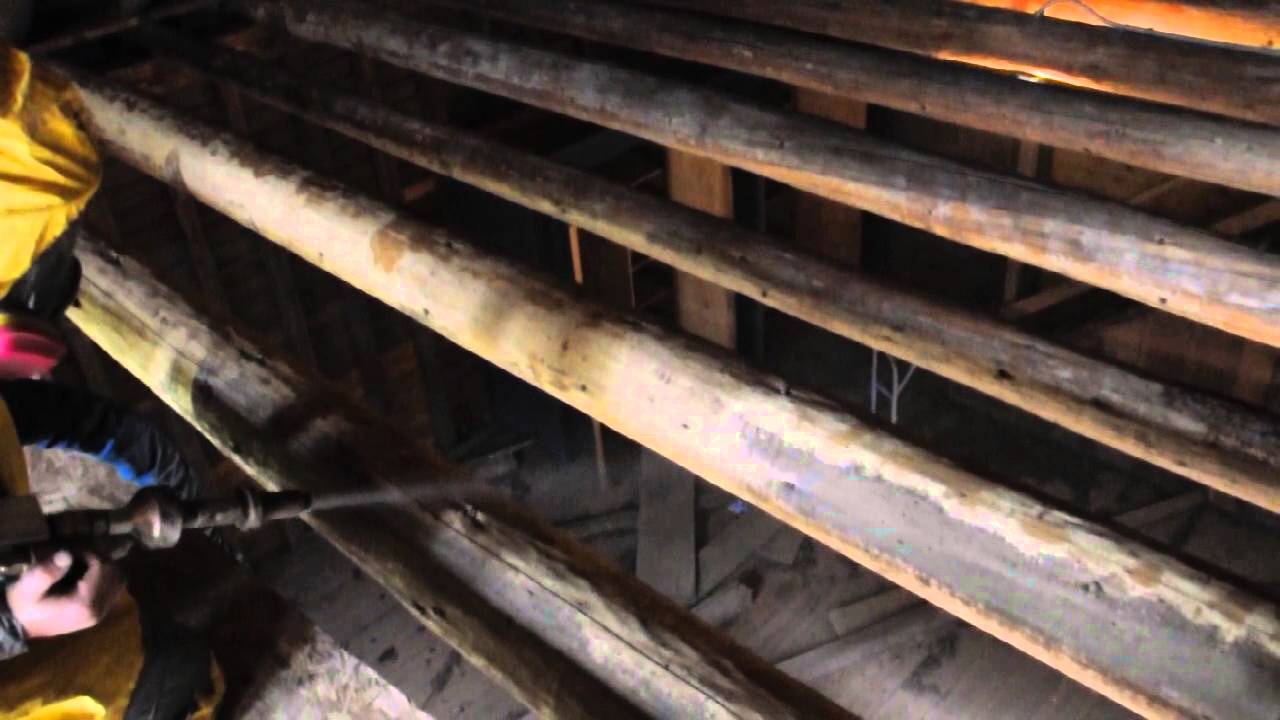 Dry Ice Blasting Wood Rafters from 1865 - YouTube