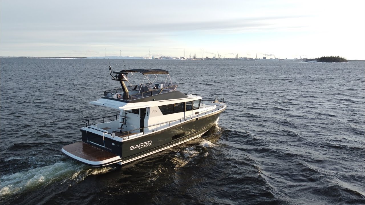 SARGO 45 Explorer FLY Walk around! Boot Düsseldorf 2026 - YouTube