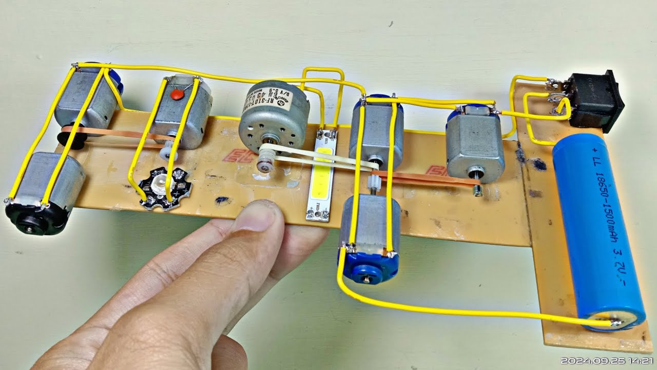 HOW TO MAKE AN AMAZING ELECTRONIC CIRCUIT USING A USED DVD DYNAMO AND A ...