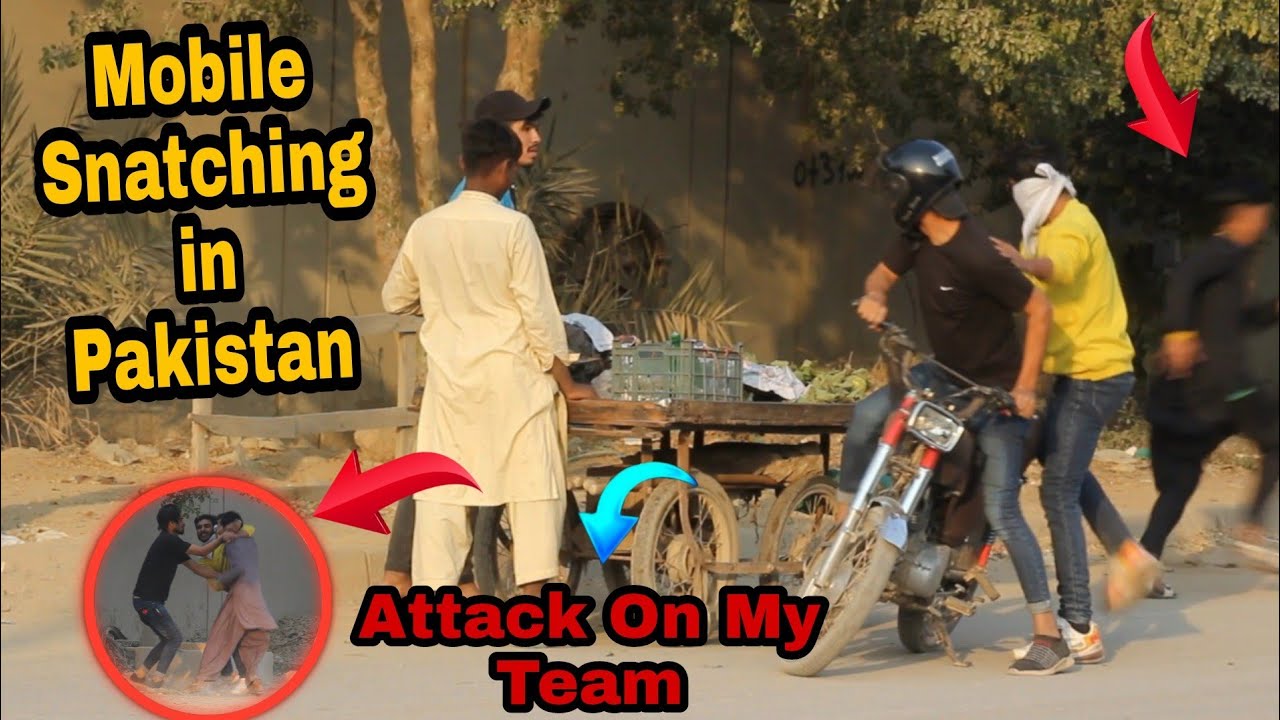 Mobile Snacthing in Pakistan Prank || Prank in Pakistan || By || B4u ...