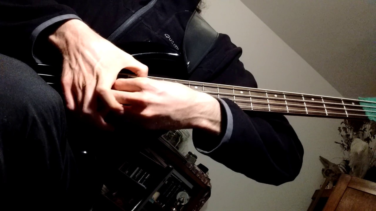 Free improvisation on bass guitar #34 - YouTube