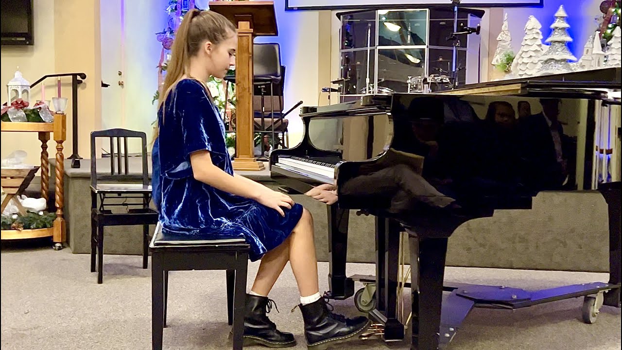 Very First Piano Recital of 14 year old Karolina Protsenko - YouTube