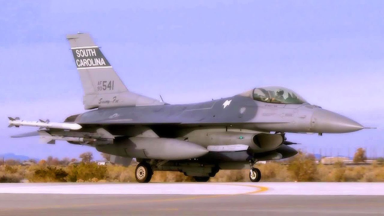 U.S. Air Force F-16 Fighting Falcons @ Naval Air Station Fallon, Nevada ...