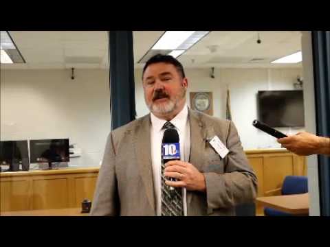 Superintendent Jeff Zander on Wells teacher sex case - YouTube