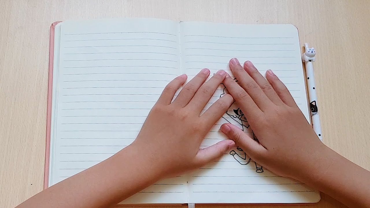 Roblox Piggy Character Drawing Zizzy 2 - YouTube