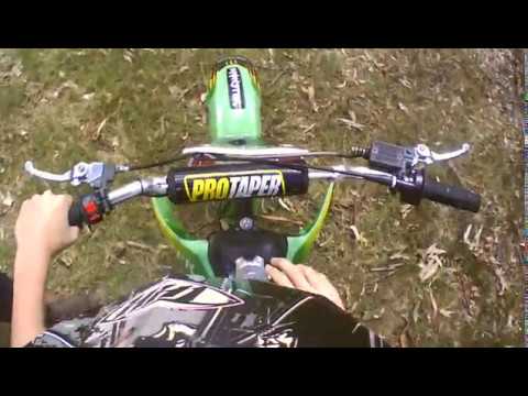 DIRT BIKE RIDING IN THE AUSTRALIAN BUSH ILLEGALY!!! - YouTube