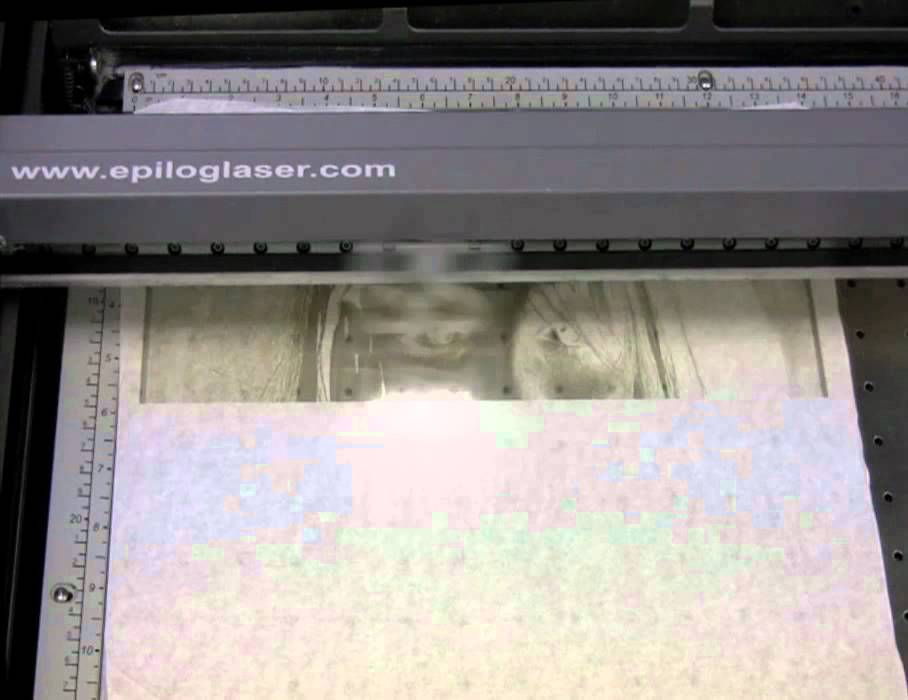 Laser Engraving a Photo on Glass - With CorelDraw.mp4 - YouTube