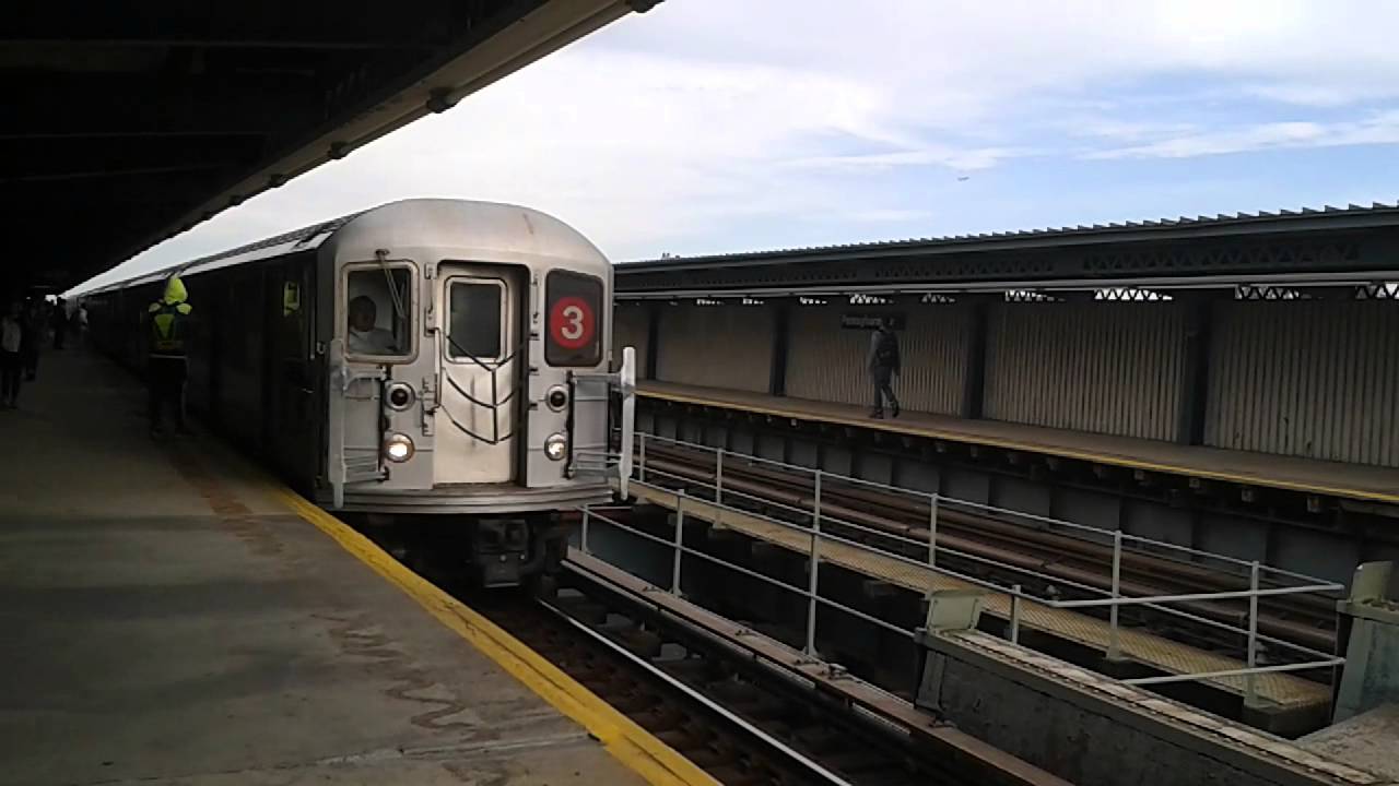 R62 3 Train arriving at Pennsylvania Avenue - YouTube