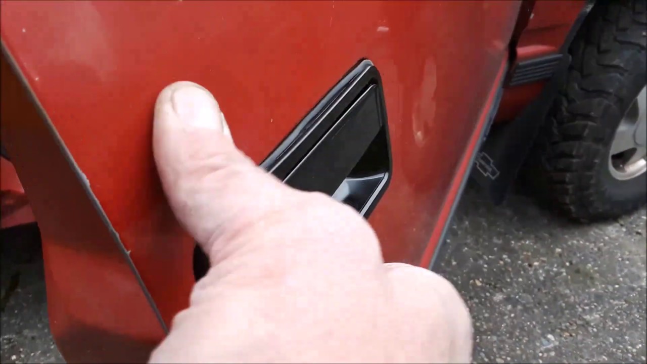 1980s to 1990s chevy truck door handle/lock replacement - YouTube