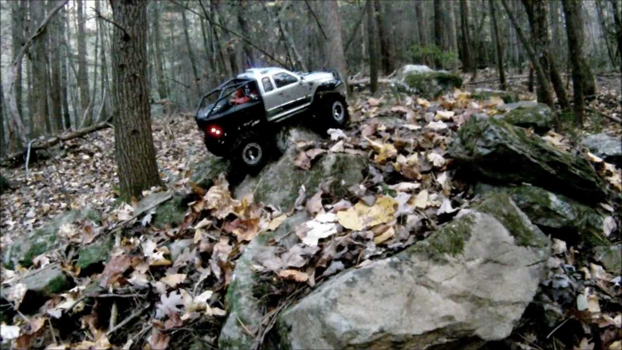 Axial scx10 Toyota Tacoma Honcho 4x4 police edition offroad Adventure ...