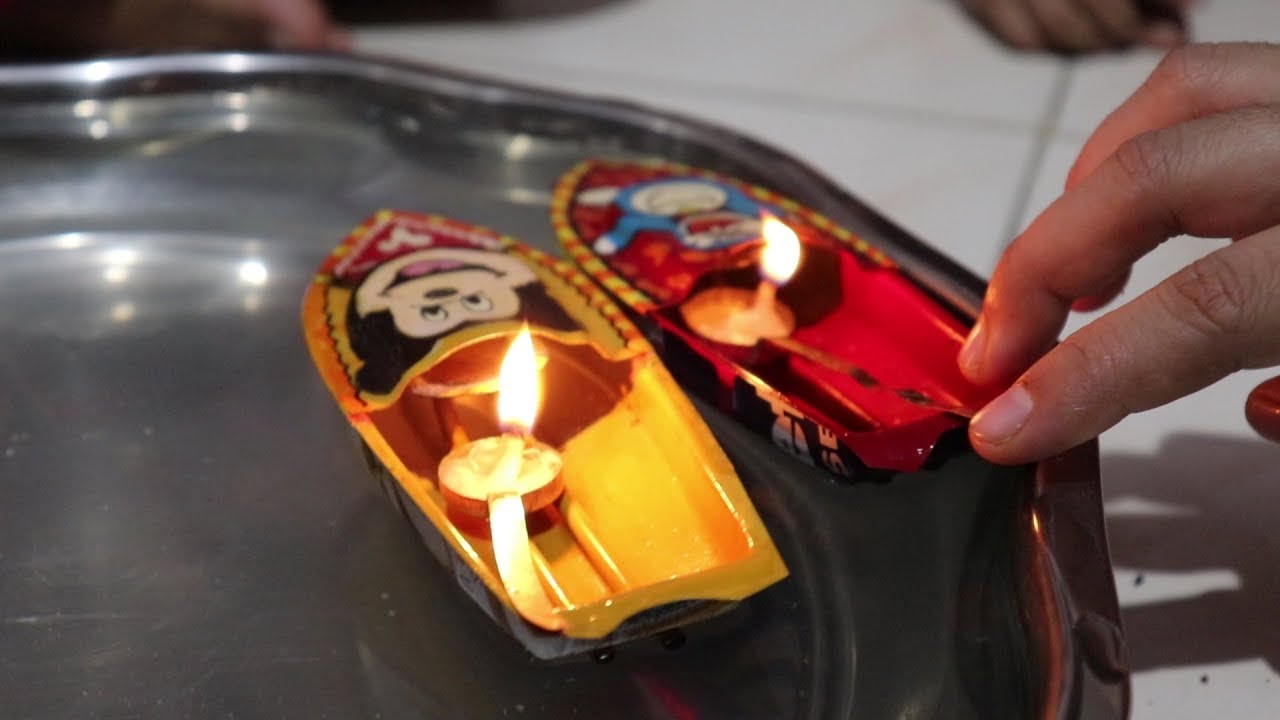 Pop Pop Boat - Steam Engine Boat | Row Row Row Your Boat - YouTube