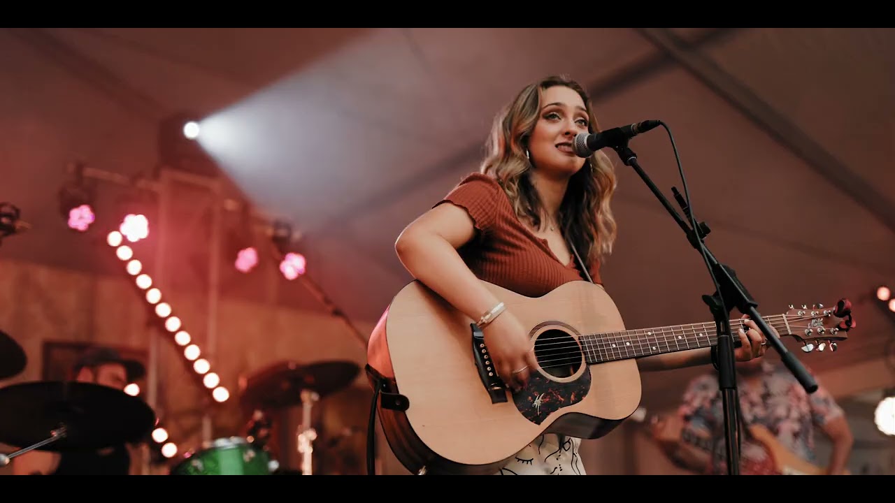 Piper Butcher at Dashville Skyline, 2022 - YouTube