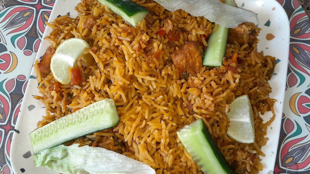 Learning how to cook kabsa chicken/Arabic food. - YouTube