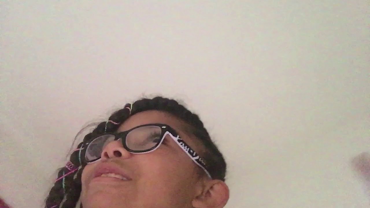 Acting goofy just me tutu - YouTube