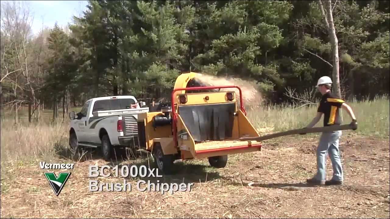 Brush Chipper - BC1000XL (Gas Engine) - Video 1 | Vermeer Tree Care ...