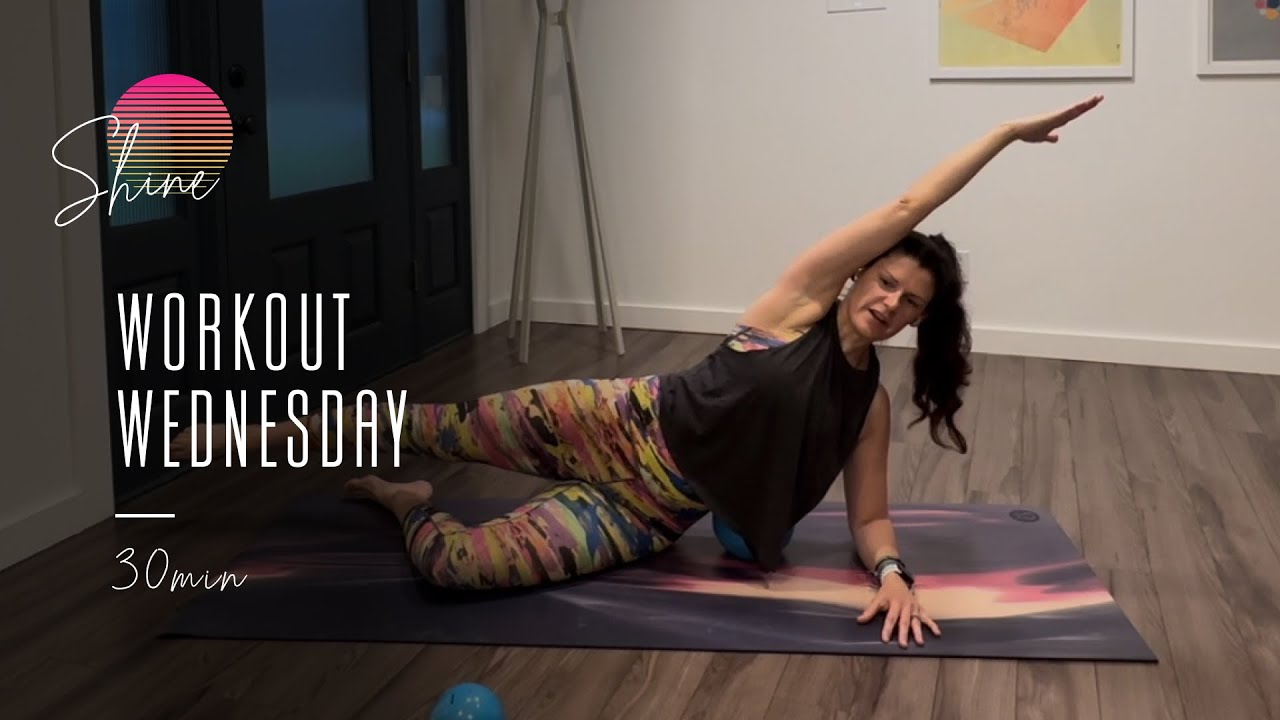 Workout Wednesday 🤸🏻🤸🏻🤸🏻 Mat Pilates with props! - YouTube