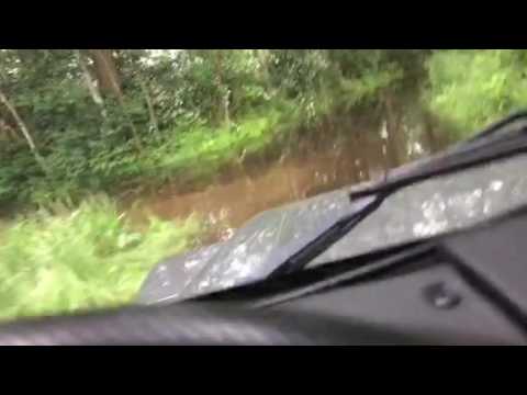 Defender TD4 wading - YouTube