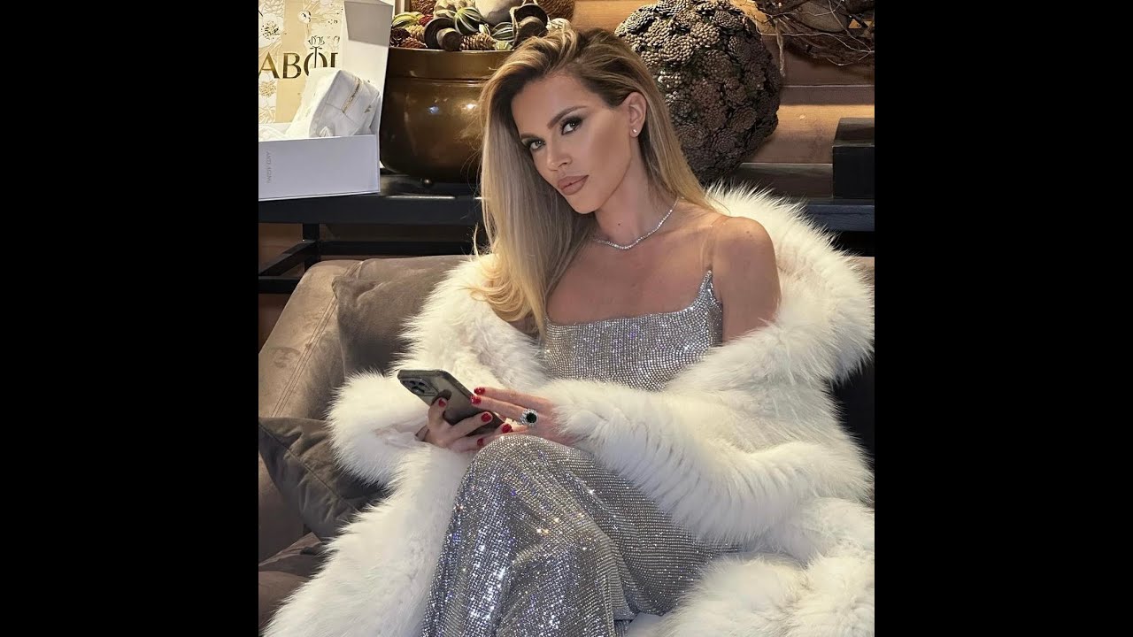 FUR QUEEN EMILIYA SHINES BRIGHT LIKE A DIAMOND - YouTube