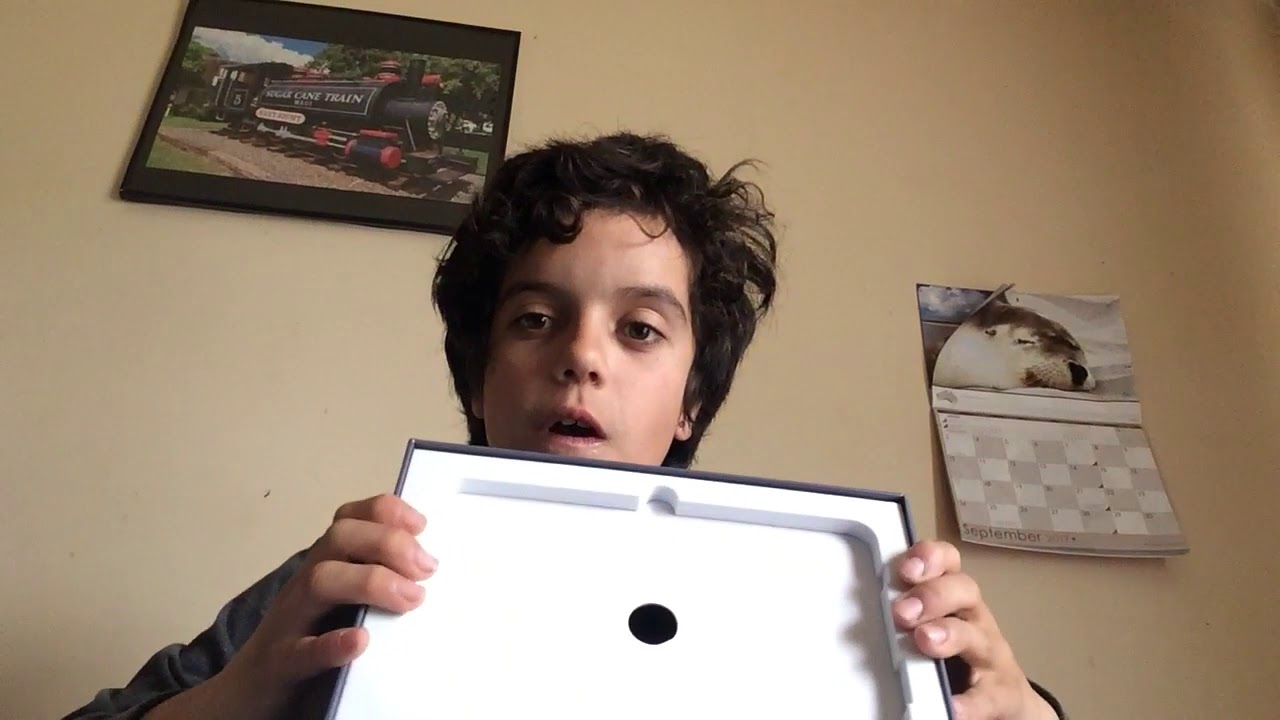 Review on Pendo Pad 7 - YouTube