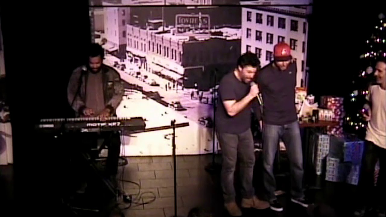 Comedian Adam Ray handles heckler, then brings on stage! - YouTube
