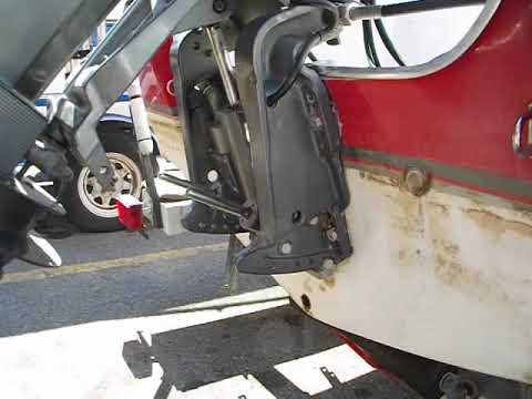 Weak transom