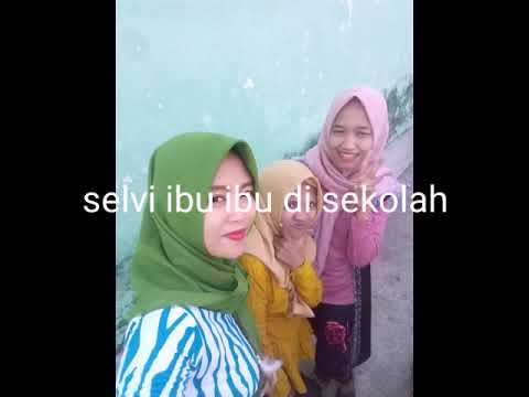 Selfi ibu ibu di sekolah - YouTube