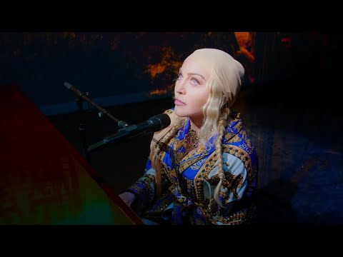 Madonna - Future (Live At The Coliseu Dos Recreios,Lisbon, Portugal 2020) (Madame X Tour) [1080p HD]