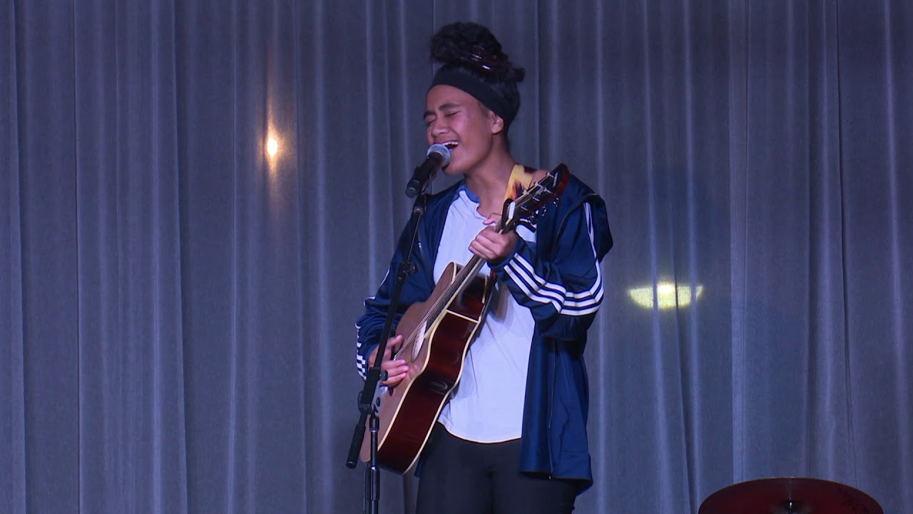 Sapphire - 4 Songs - YouTube