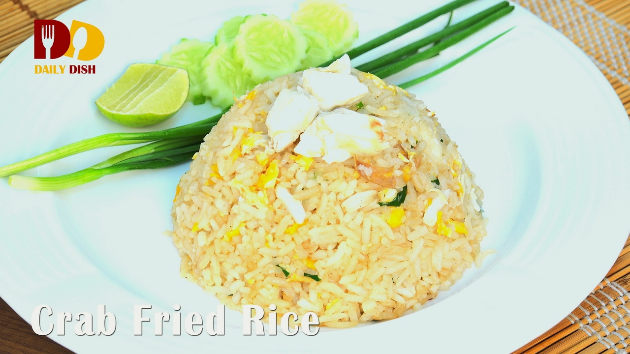 Crab Fried Rice (Thai Food) ข้าวผัดปู | Kao Pad Pu - YouTube