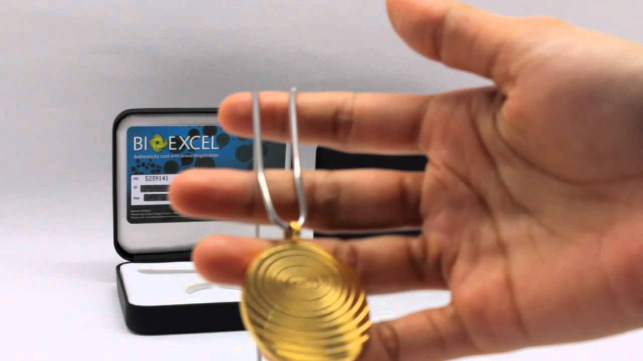 Bioexcel Premium Quantum Pendant Thin Gold Thumb Print - YouTube