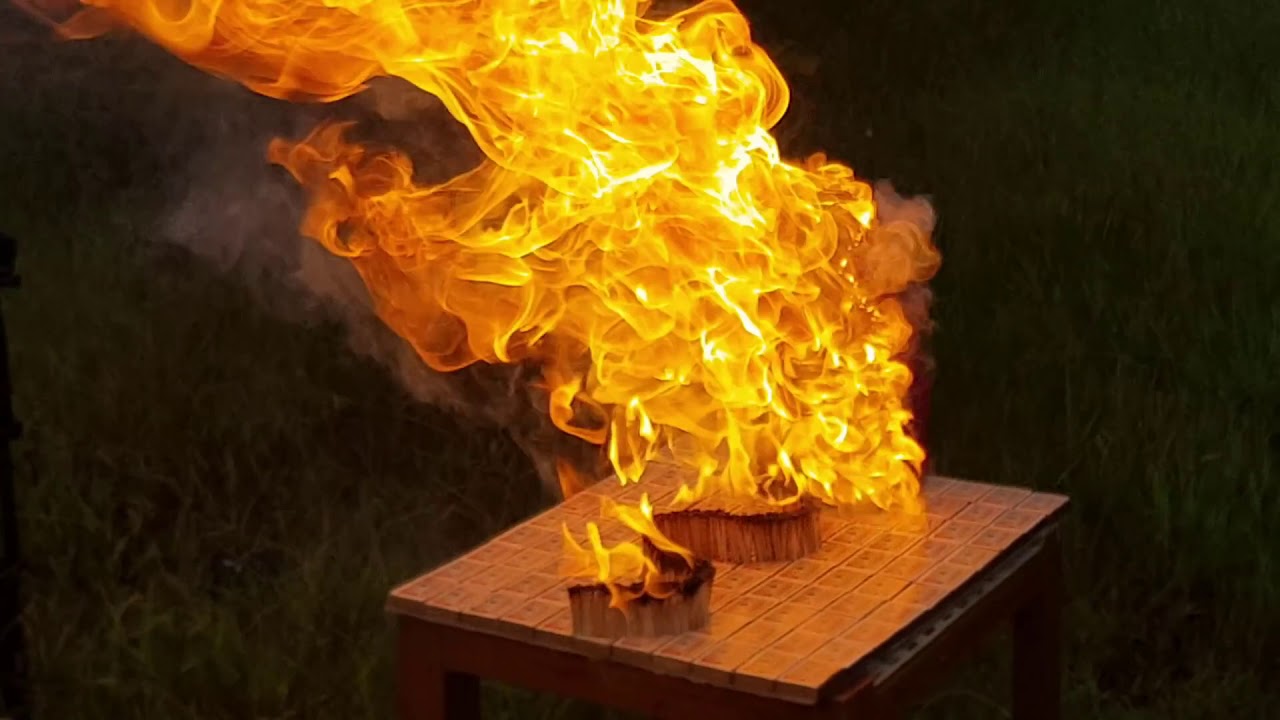 Fire Domino VOLCANO Effect, Match Chain Amazing Reaction - YouTube