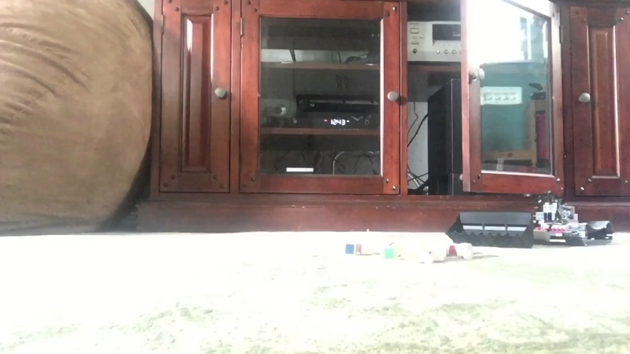 MOVING THINGS WITH LEGOS - YouTube