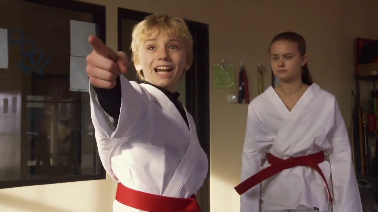 ROSHAMBO - BEST AUDIO SOUND DESIGN Video Clip - YouTube