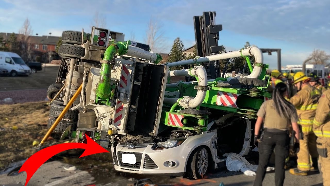 TOP Truck Crash Compilation 2022 | Truck Falling Off Cliff | RECOVERY ...
