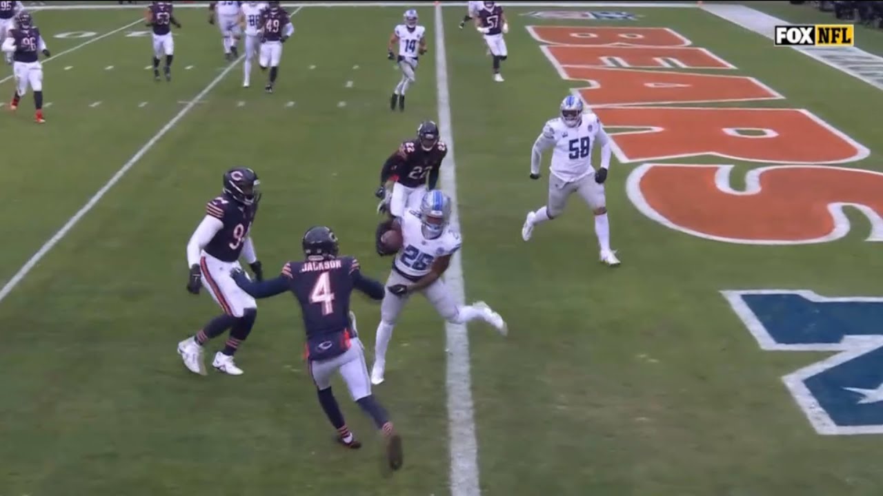 Jahmyr Gibbs EASY touchdown - YouTube