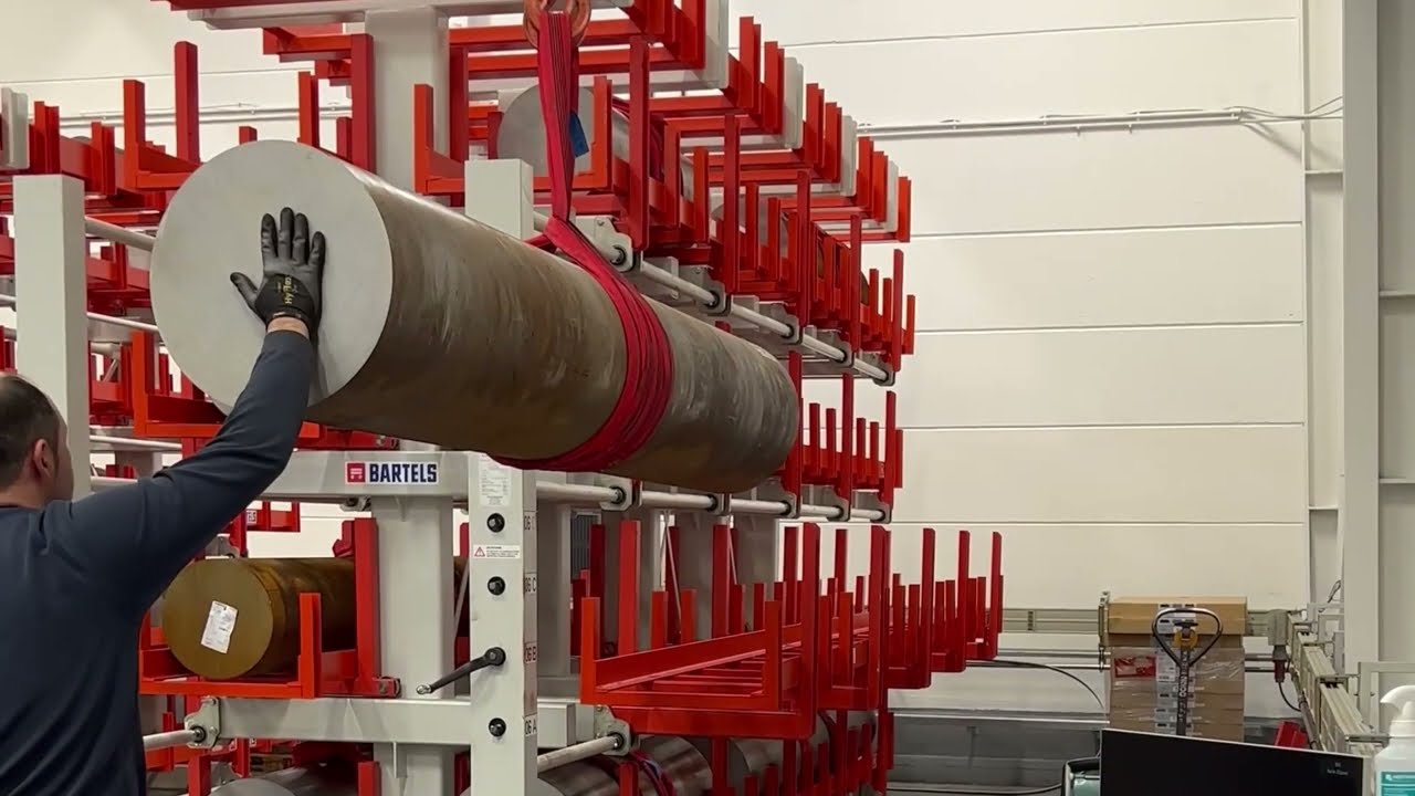 Roll-Aus-Regal | Leichtes Einlagern | Karl H. Bartels GmbH - YouTube