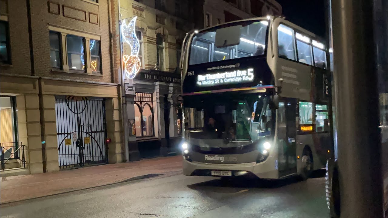 Reading Buses Enviro400MMC 761 (YY15 OYC) On Route 5 To Northumberland ...