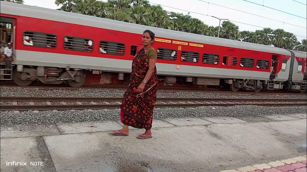 11061 Pawan Express Jaynagar to Lokmanya Tilak - YouTube