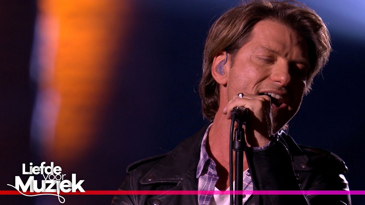 Gene Thomas - 'Zij Gelooft In Mij' | Liefde voor Muziek - YouTube Music