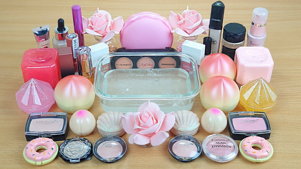 PEACH SLIME Mixing makeup and glitter into Clear Slime Satisfying Slime ...