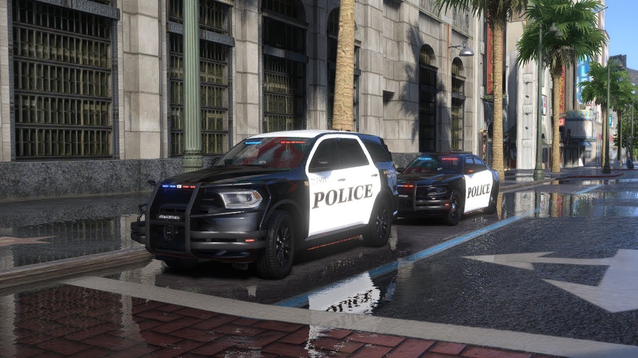 "Scammer in the Bank!" In a **REALISTIC** Arizona FiveM Server - YouTube