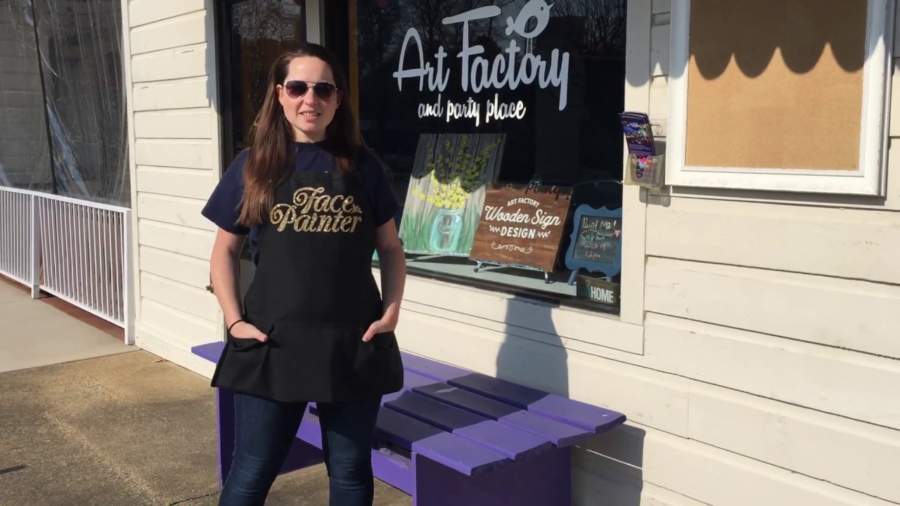 Apron for Face painters, Air Brush Artists, and Balloon Artists - YouTube