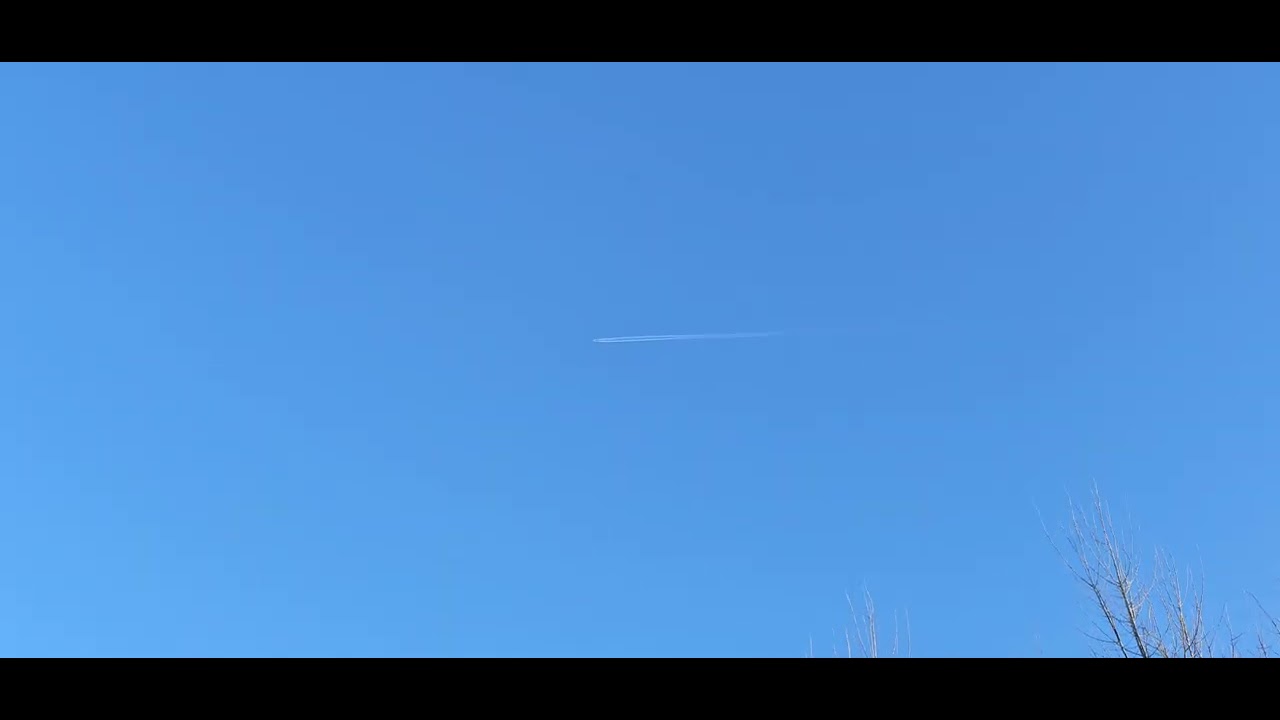 (Queen of the Skies!) UPS Plane Flying Over-Head - YouTube